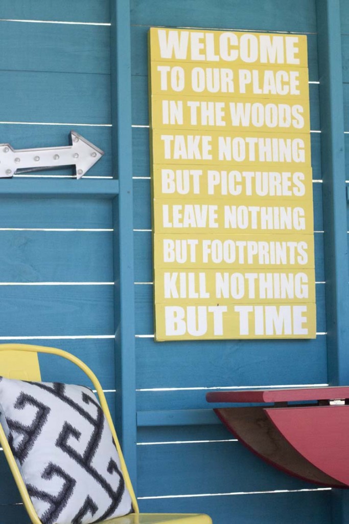 DIY Shiplap Sign - Southern Revivals