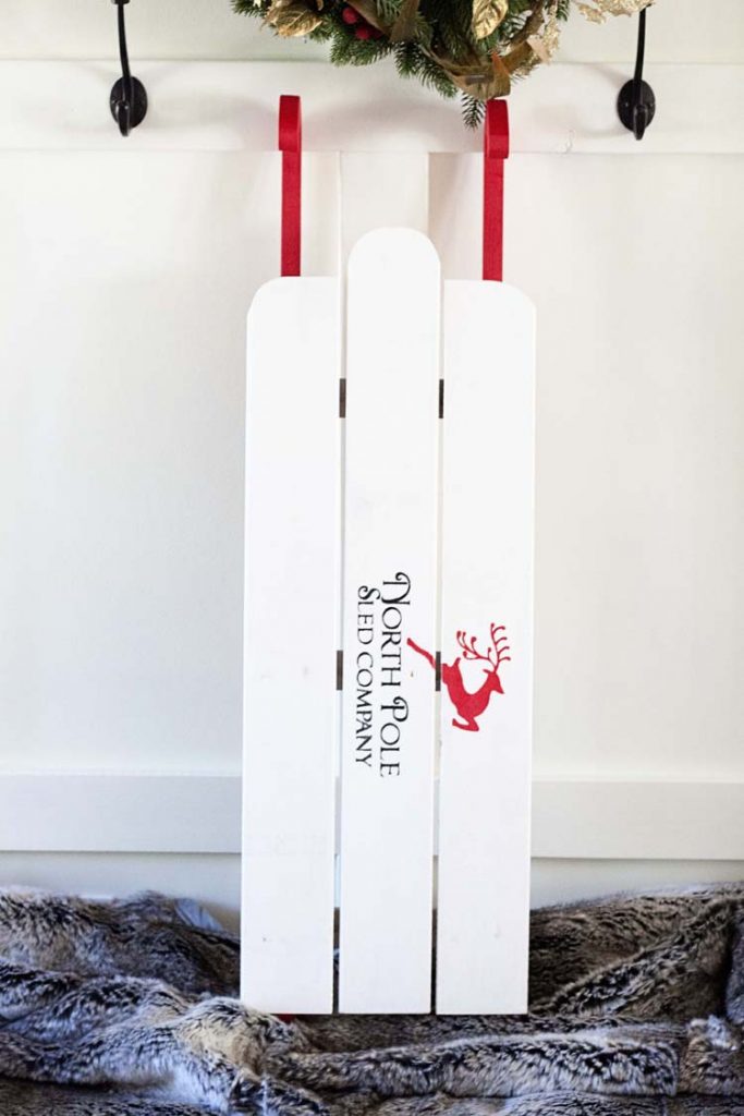 Quick & Easy DIY Sled for Christmas - Southern Revivals