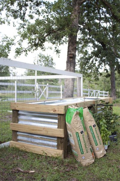 How to Build a Modern DIY Garden Box - Southern Revivals